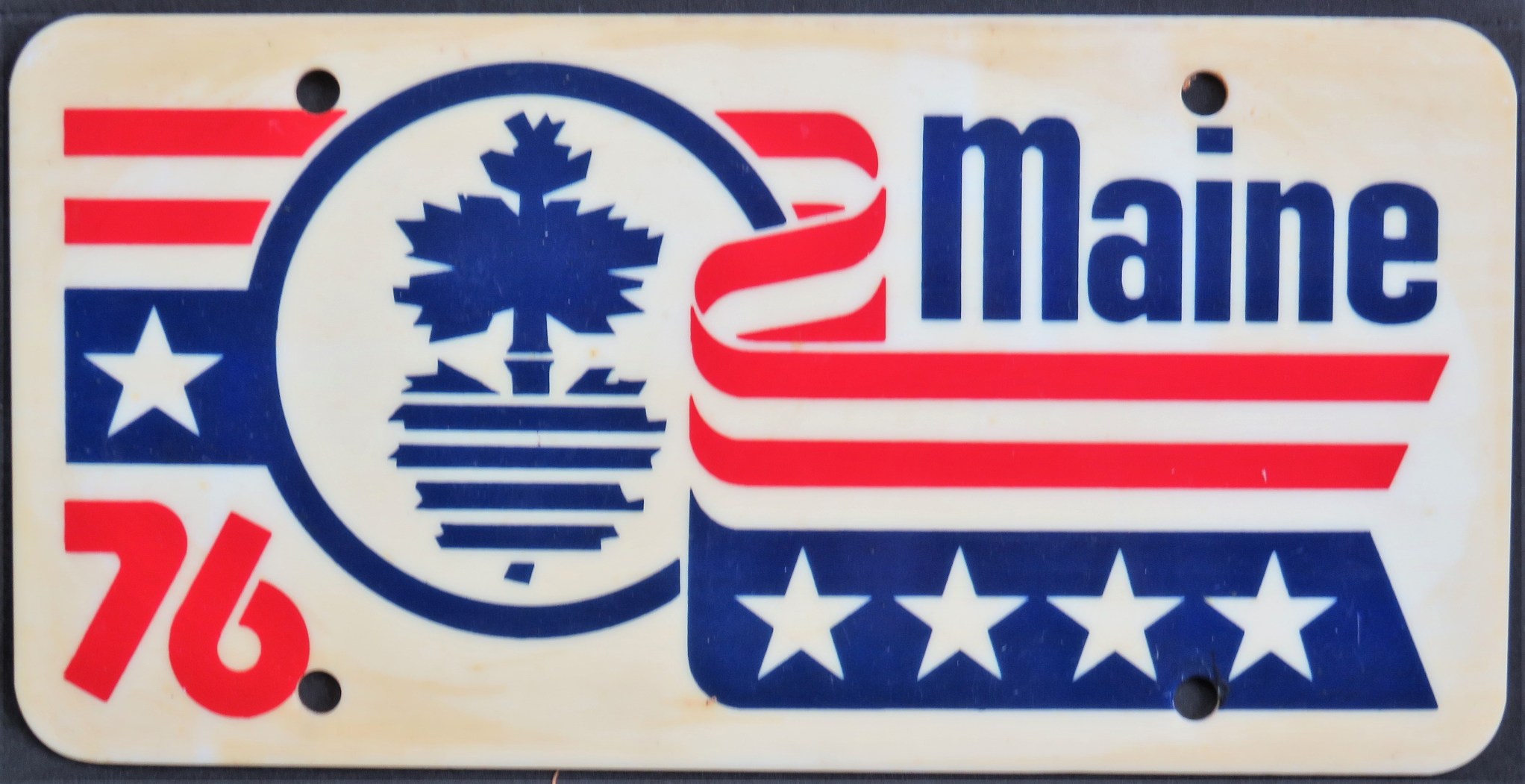 U.S. Bicentennial Plates – license plate room